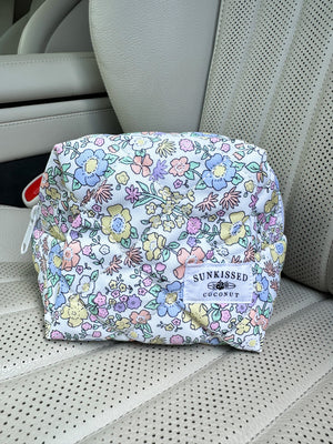 Small Pastel Flower Quilted Handmade Makeup Bag – Sunkissedcoconut