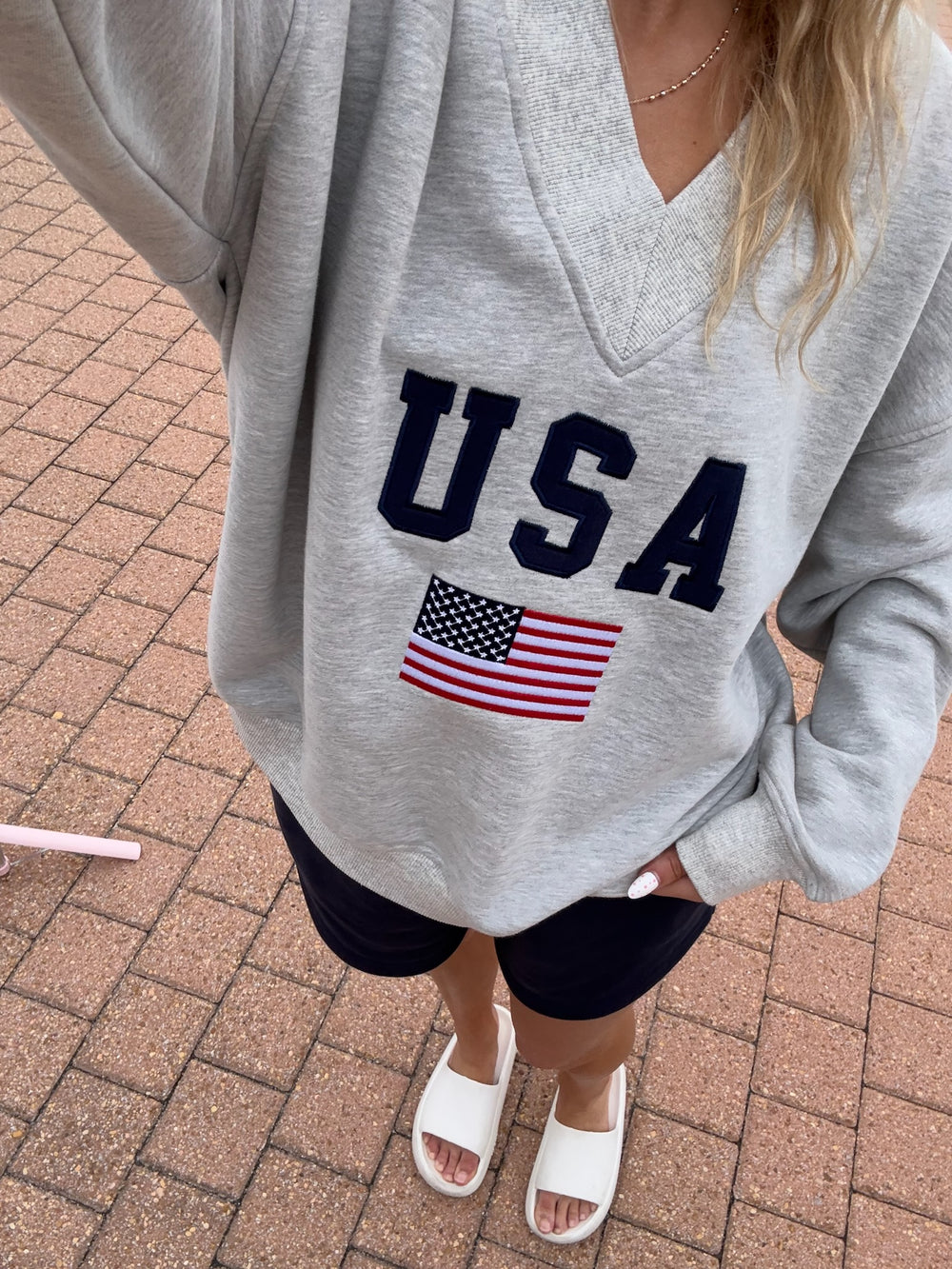 Afternoon Grey USA Flag Embroider V-Neck Sweatshirt – Sunkissedcoconut