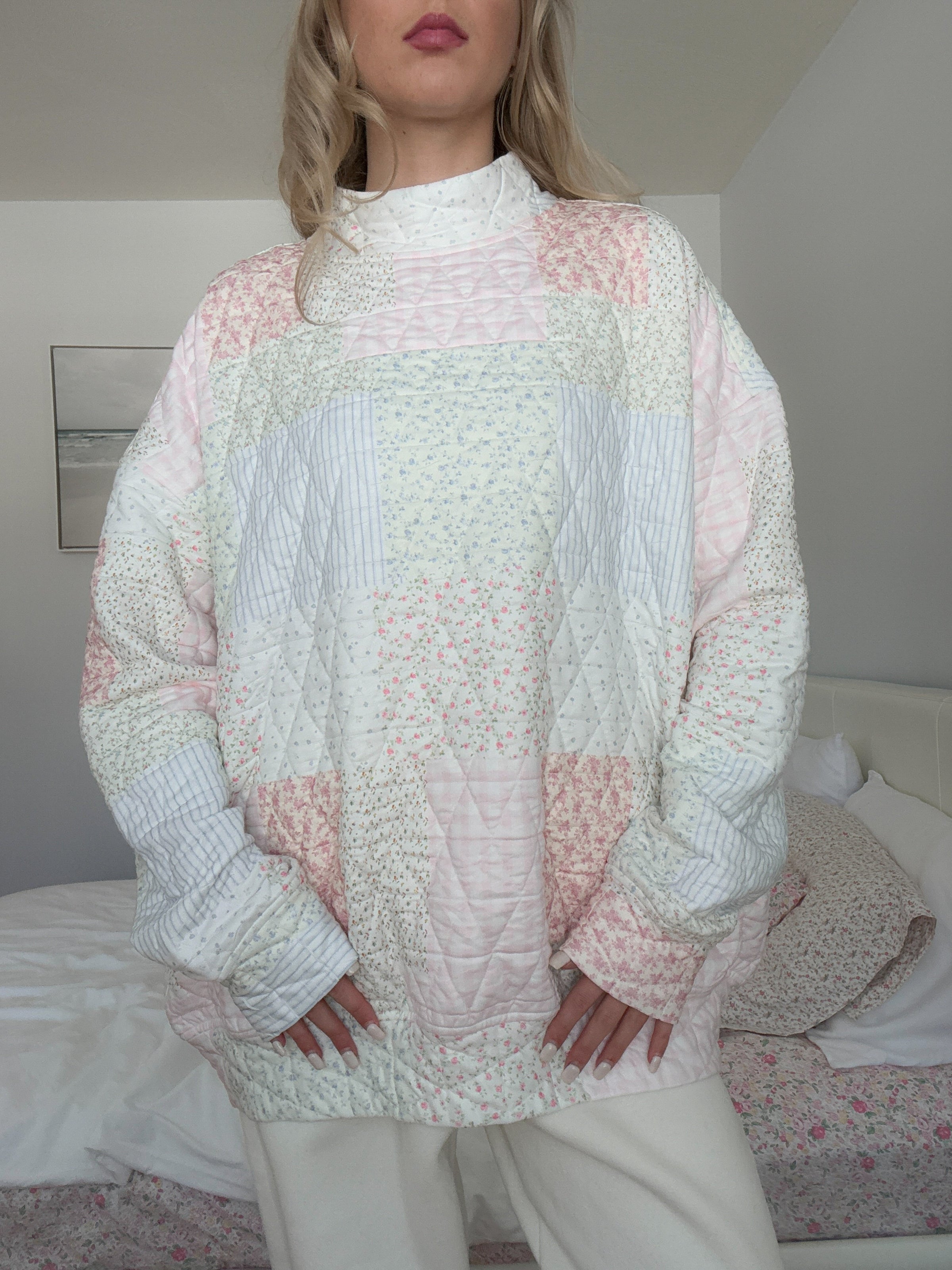Quilted Pastel Mockneck Sweatshirt – Sunkissedcoconut
